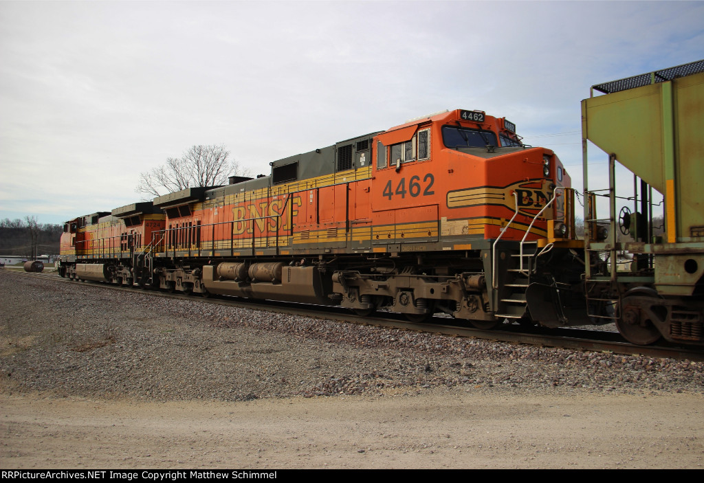 BNSF 4462